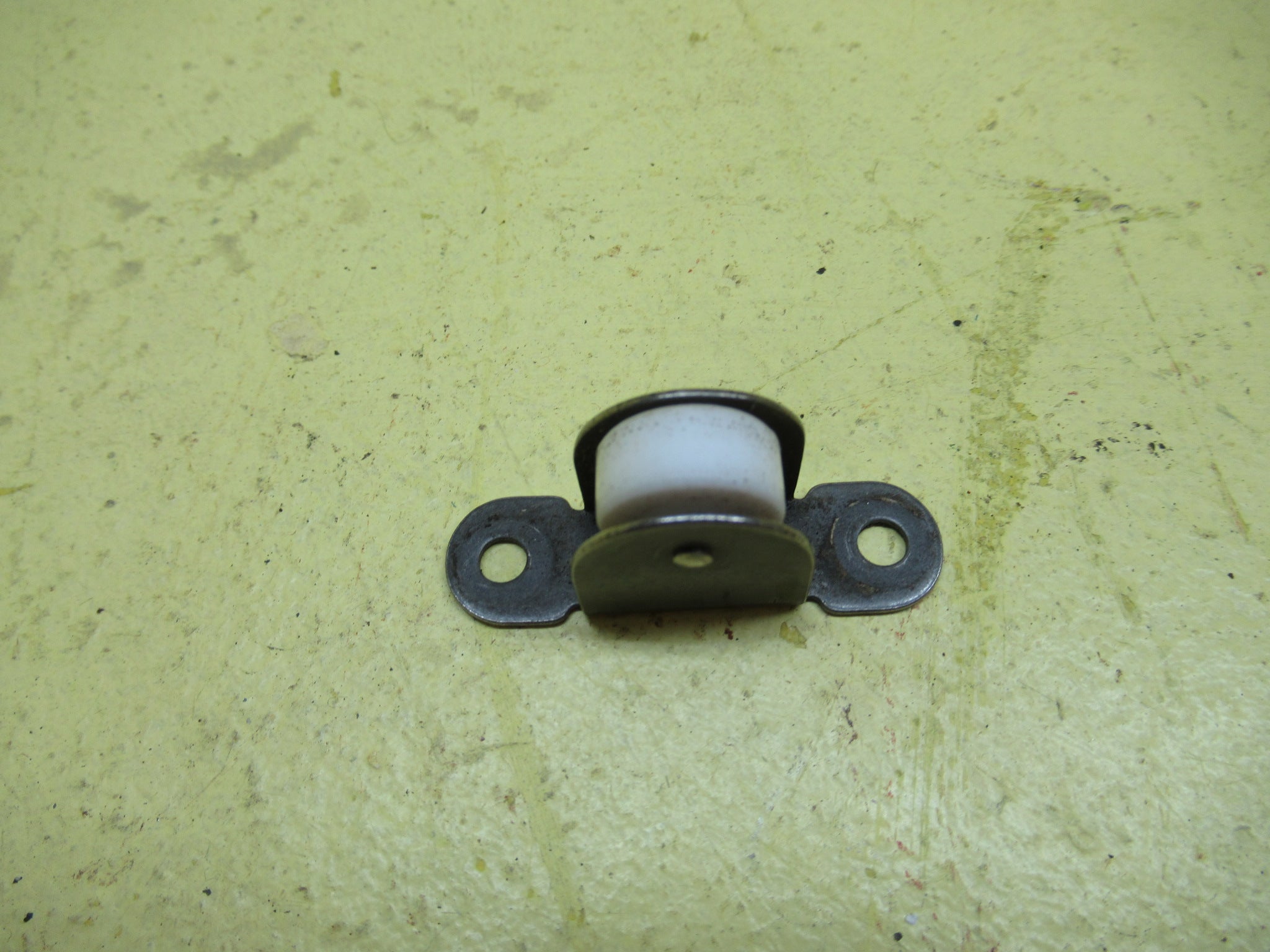 Small Roller Wheels 134H x 40W x 22D – rummages.co.nz