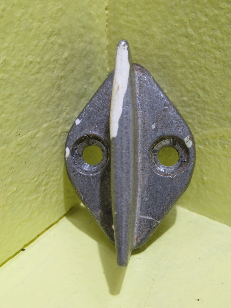 Aluminium Sliding Door Guide 40L x 30W – rummages.co.nz